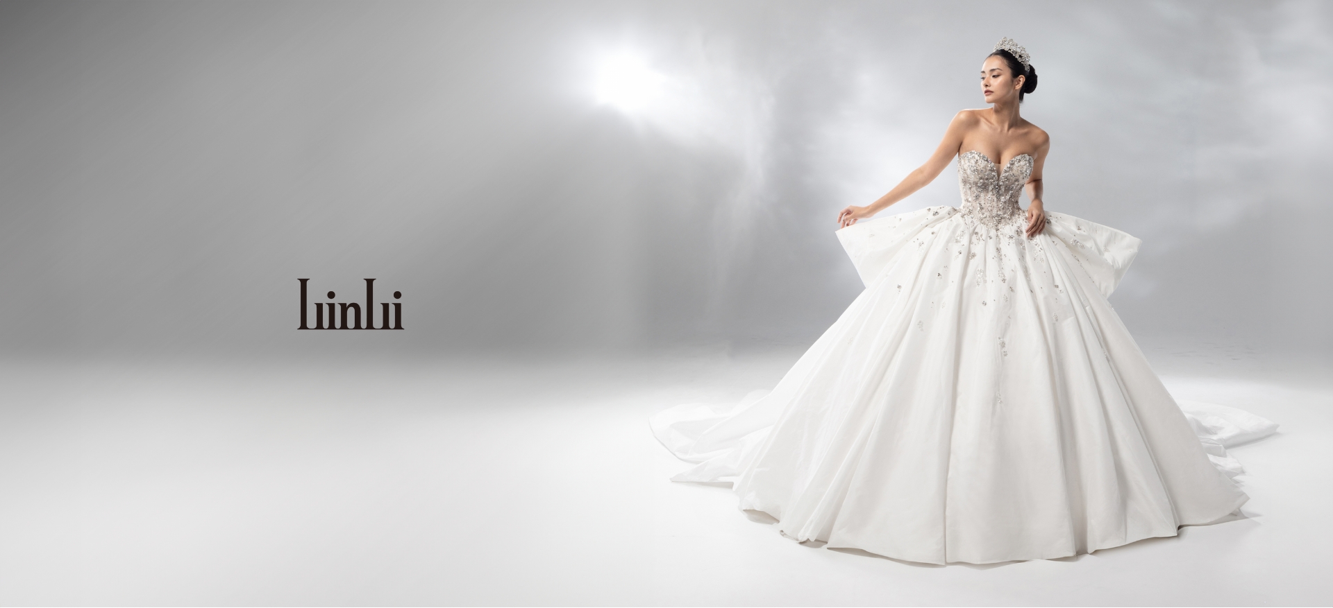 LinLi Wedding Boutique 林莉精品婚紗 手工婚紗 - 妳的優雅‧我的堅持